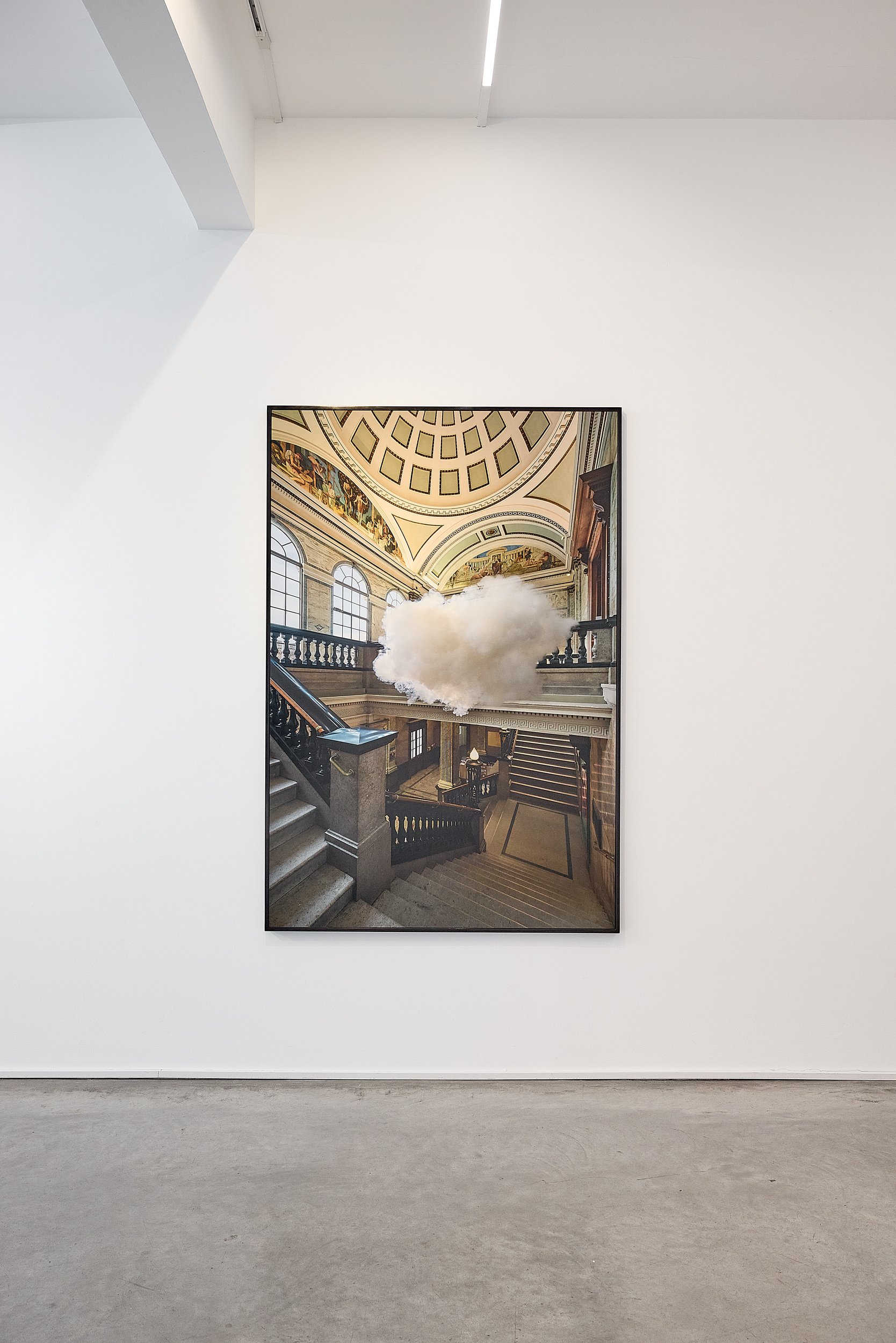 Berndnaut Smilde: Vertical Visibility Exhibition - Ronchini